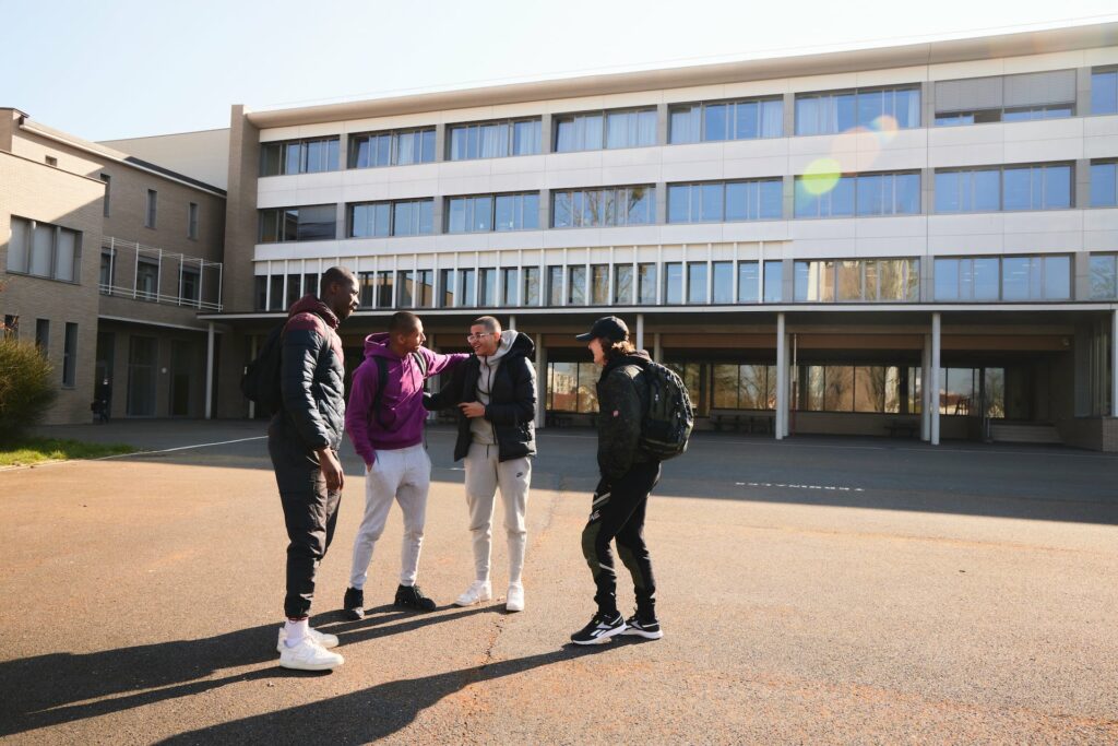 Vie lycéenne | Lycée Descartes | Antony